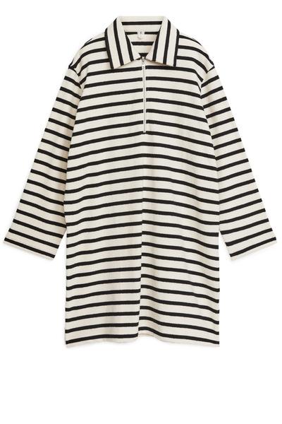 Vestido polo corto – Blanco roto/Negro – Women – ARKET ES