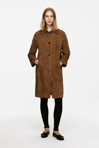 Manteau en daim – Marron – Femme – ARKET FR