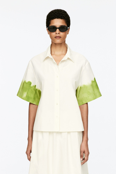 Camisa estampada – Blanco roto/verde – Women – ARKET ES